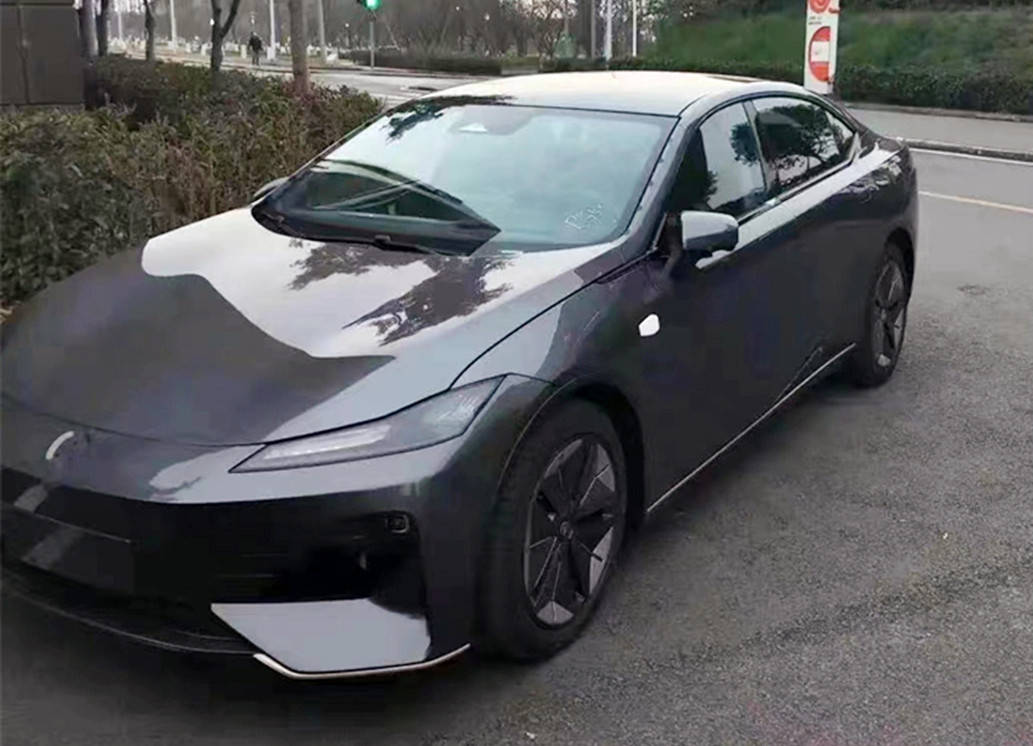 颜值拉满！长安C385实车曝光，大溜背造型，配无边框车门_搜狐汽车_搜狐网