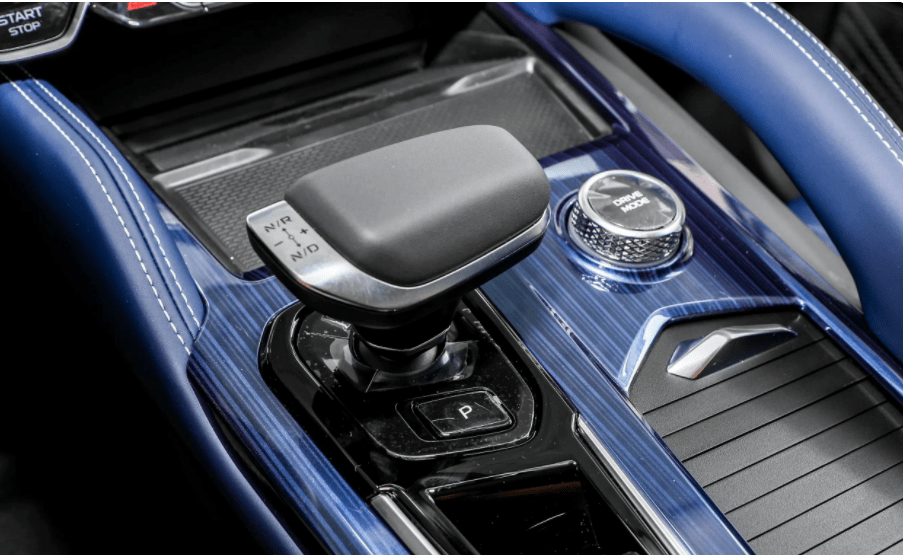 17.17万起售，星越L雷神Hi·X混动版上市：续航1300km，油耗4.3L_搜狐汽车_搜狐网