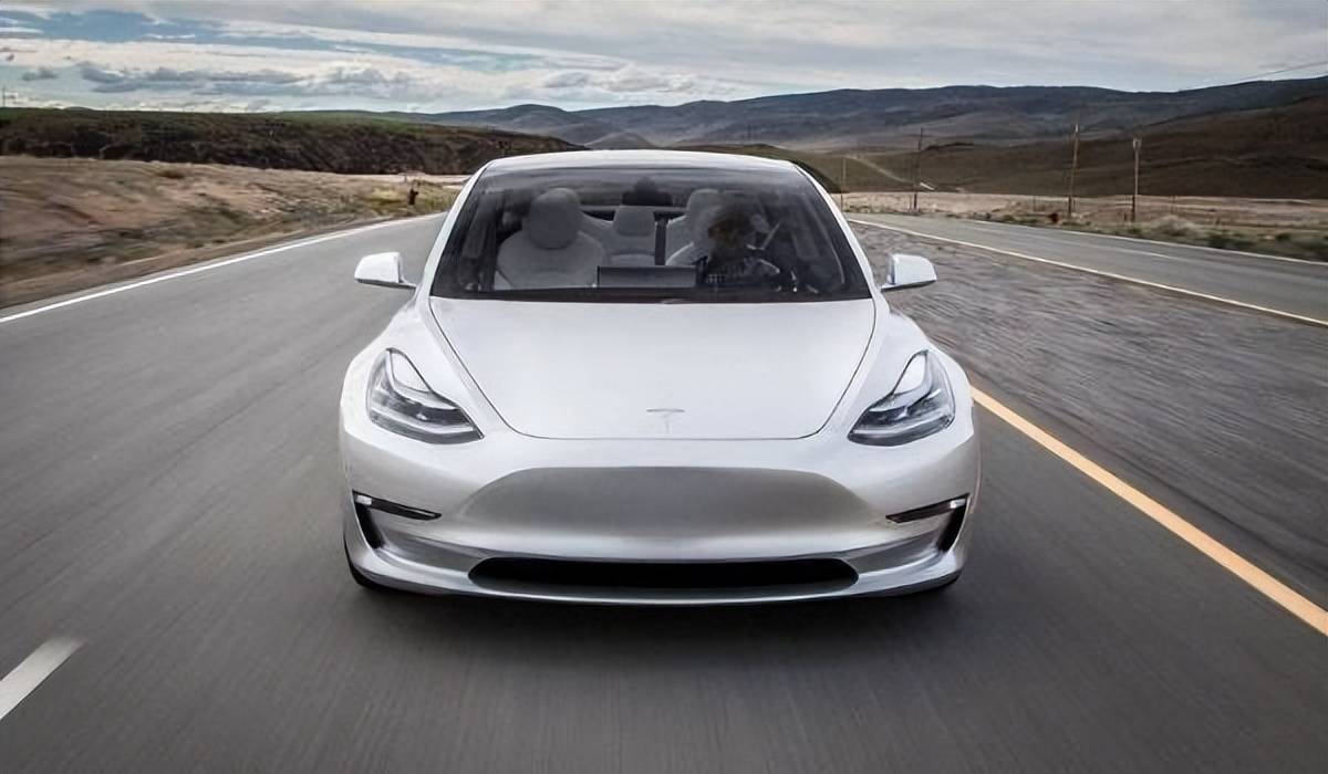 20万级纯电轿跑竞争加剧 C385、海豹谁能动摇Model 3的地位？_搜狐汽车_搜狐网