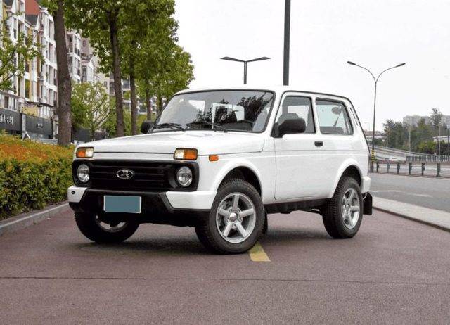 吉姆尼的强劲对手来了，外观个性十足，价格超10万配四驱_搜狐汽车_搜狐网