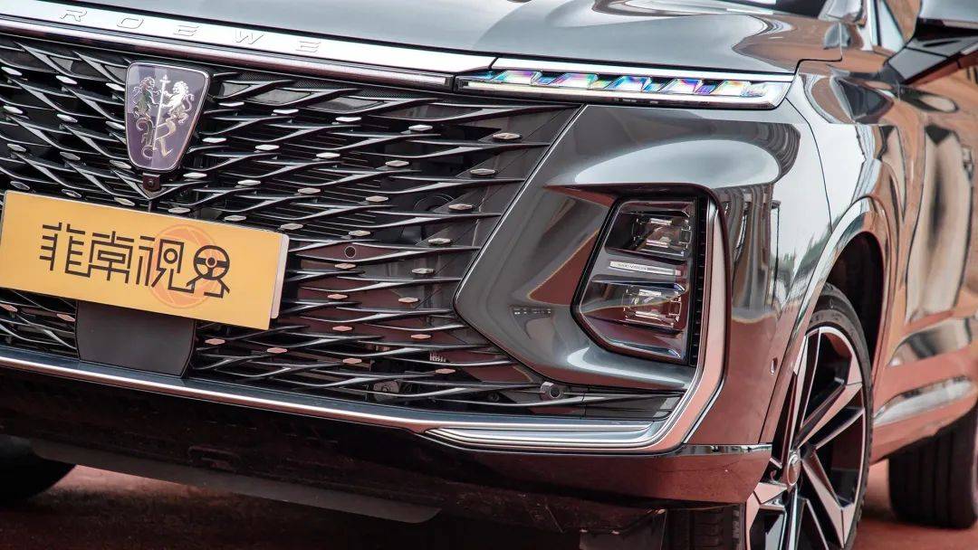 内外焕新，2.0T+爱信8AT，试驾全新荣威RX5 MAX_搜狐汽车_搜狐网