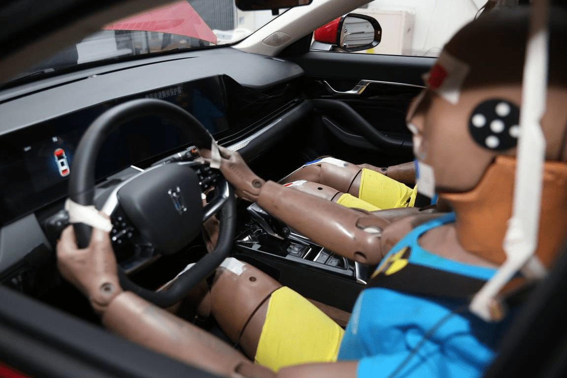 真正宝藏车型，奔腾B70再获C-NCAP五星认证，“硬核”实至名归_搜狐汽车_搜狐网