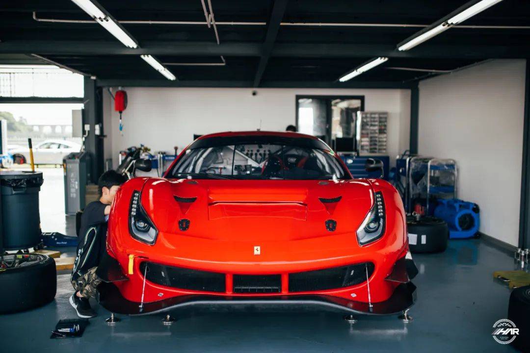 Racing With Ferrari 法拉利客户车队和谐赛车扬帆起航_搜狐汽车_搜狐网