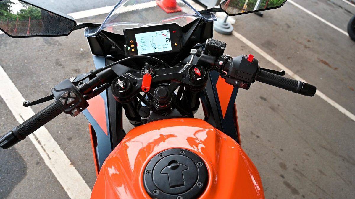 KTM RC390 vs同级仿赛，车型规格集评_搜狐汽车_搜狐网