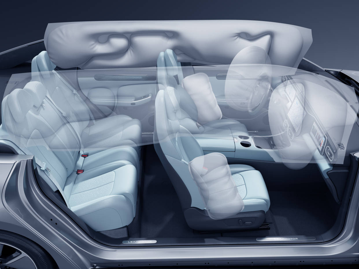 开始预订就火了！几小时订单就破万辆，零百加速3.66s，717km续航_搜狐汽车_搜狐网