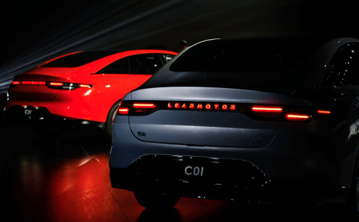 刚出道“一战成名”，连速度都是3.66s破百，717km续航，不输S级_搜狐汽车_搜狐网