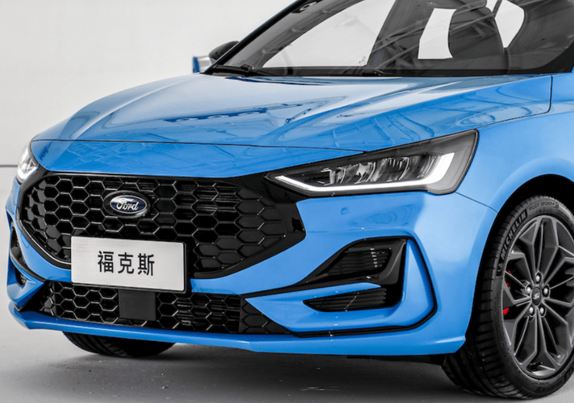 空欢喜？福克斯换回1.5T四缸机，砍掉8AT用回6AT取消旋钮换挡_搜狐汽车_搜狐网