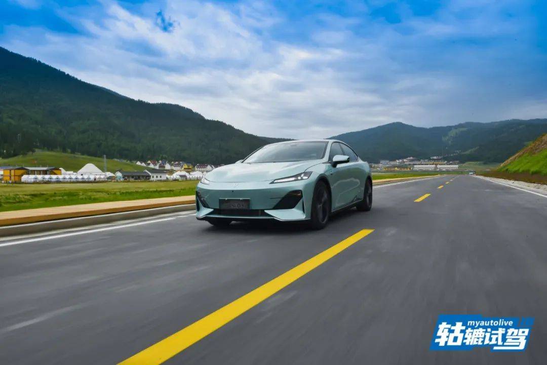目标锁定蔚来ET5、比亚迪海豹？长安深蓝SL03试驾报告首发_搜狐汽车_搜狐网