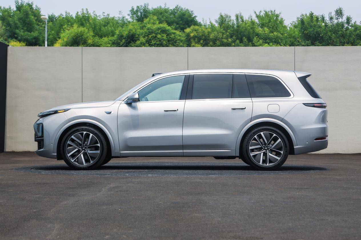 号称500万内无对手，理想L9是真实力还是“吹牛”？_搜狐汽车_搜狐网