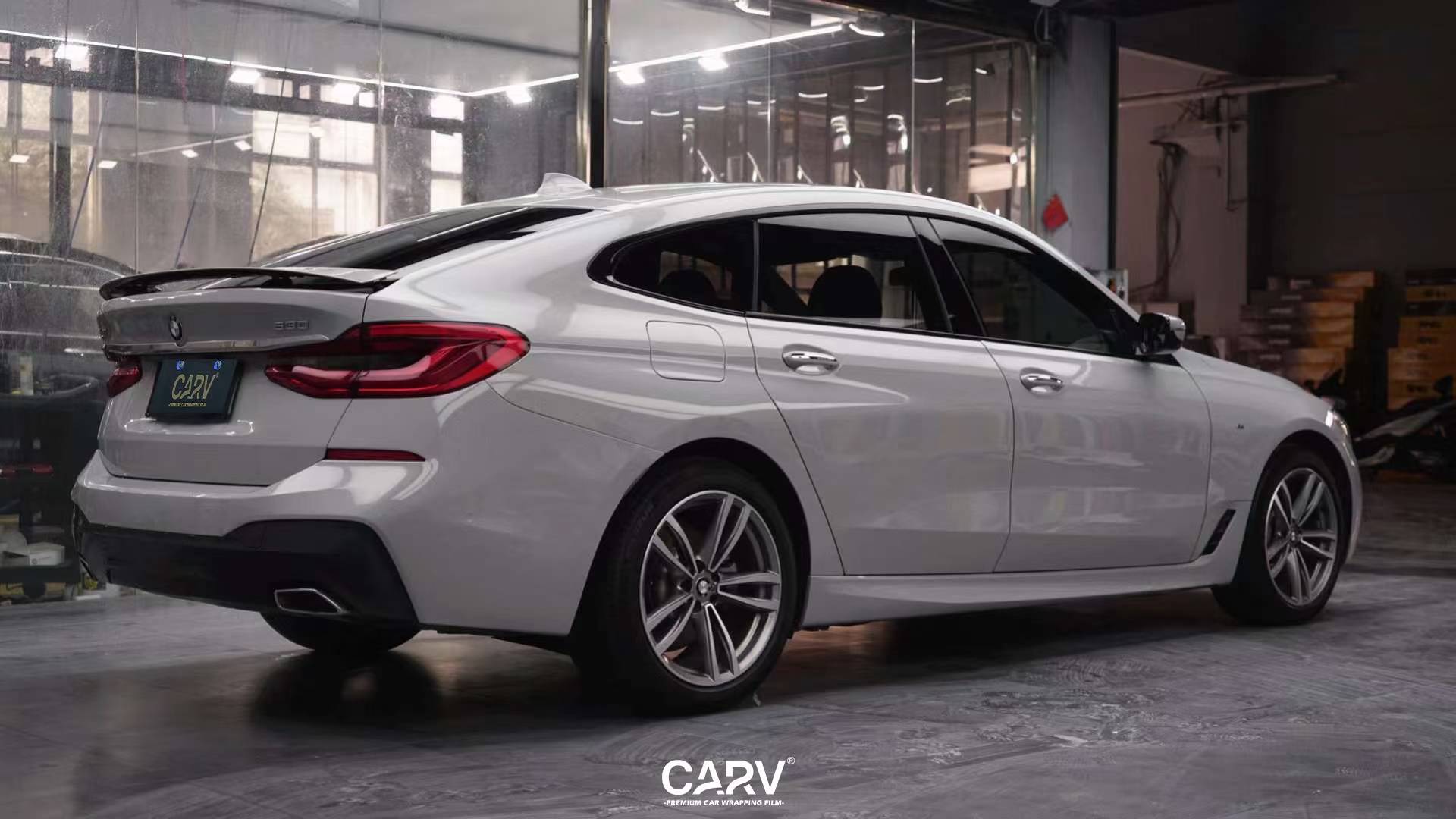 宝马630GT卡孚改色膜白金保时捷亚灰，静谧和灵动的气质_搜狐汽车_搜狐网