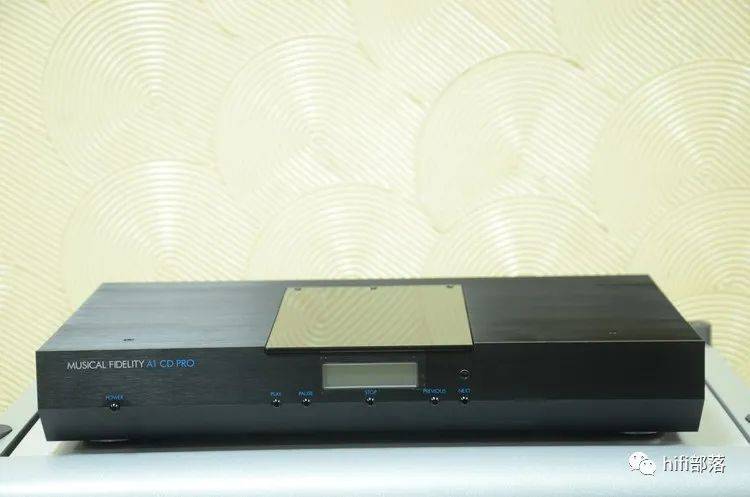 音乐传真/Musical Fidelity A1 CD Pro CD机_Philips_机芯_木内和