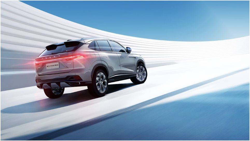 12.49万起预售，全新荣威RX5/超混eRX5，把未来感直接拉满_搜狐汽车_搜狐网