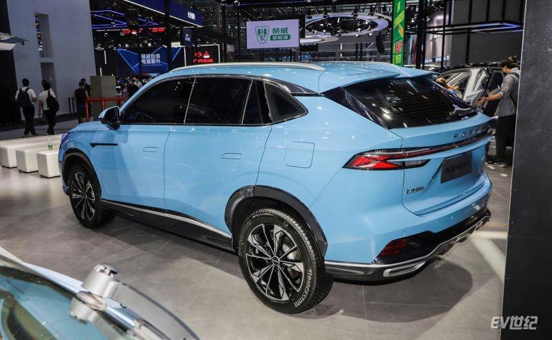 全新第三代荣威RX5/超混eRX5上市 售价11.79万元起_搜狐汽车_搜狐网