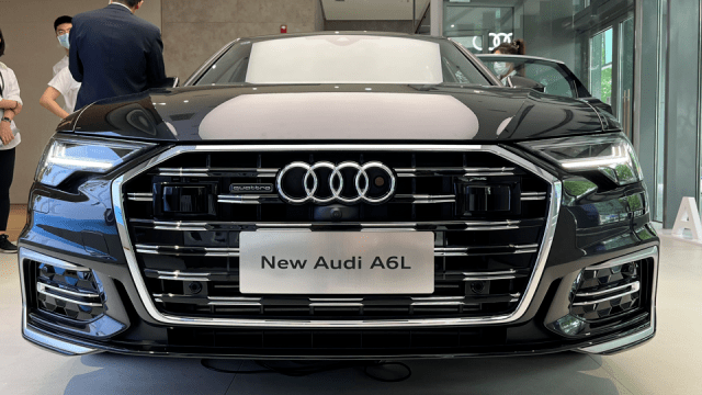 新奥迪A6L：2.0T养车要花3.6万/年，比宝马5系贵1千？_搜狐汽车_搜狐网
