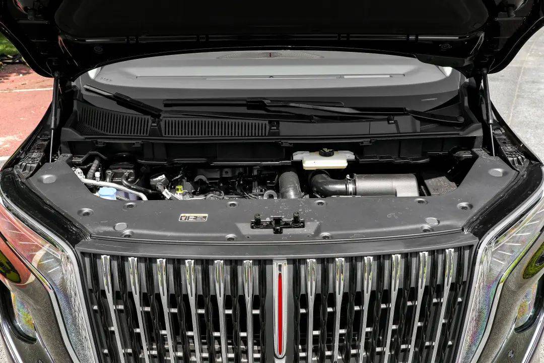 定位中型MPV，轴距3.2米，预售价40万元起，红旗HQ9开启预售_搜狐汽车_搜狐网