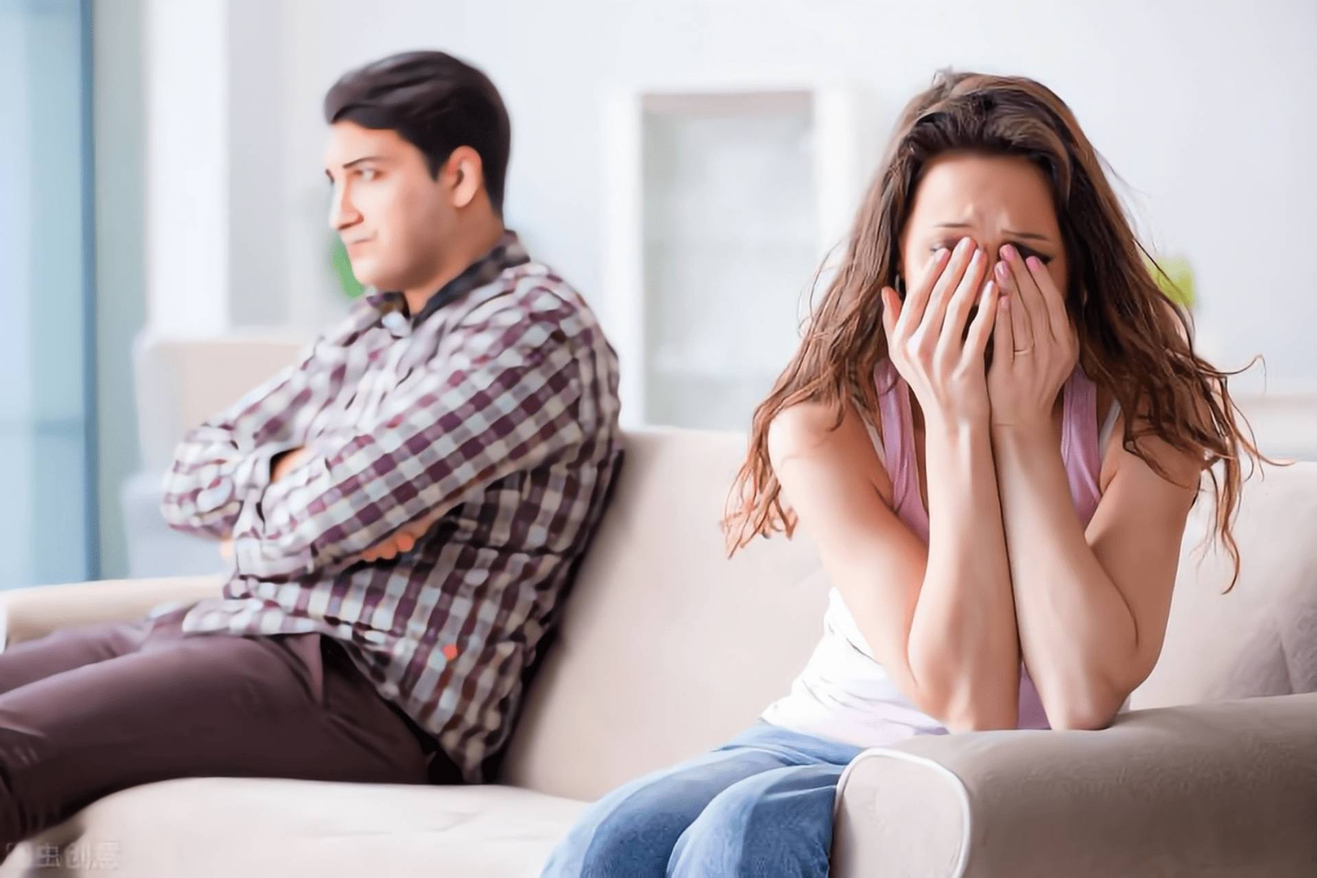 中年男人背叛婚姻,到底图的是什么?这四点不能忽视妻子女人因为
