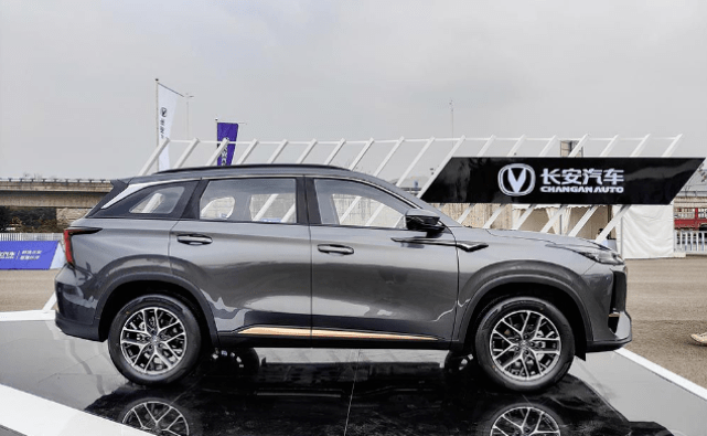 国产SUV扛大旗，长安CS75对上哈弗H6谁更胜一筹？_搜狐汽车_搜狐网