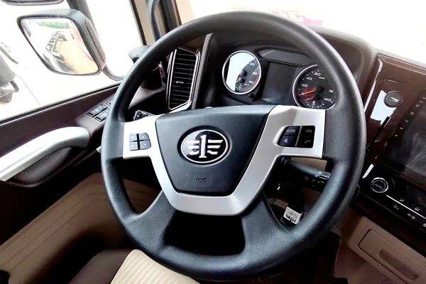 干线物流的最优工具 解放JH6领航版实拍解析 | 卡车之友网_搜狐汽车_搜狐网