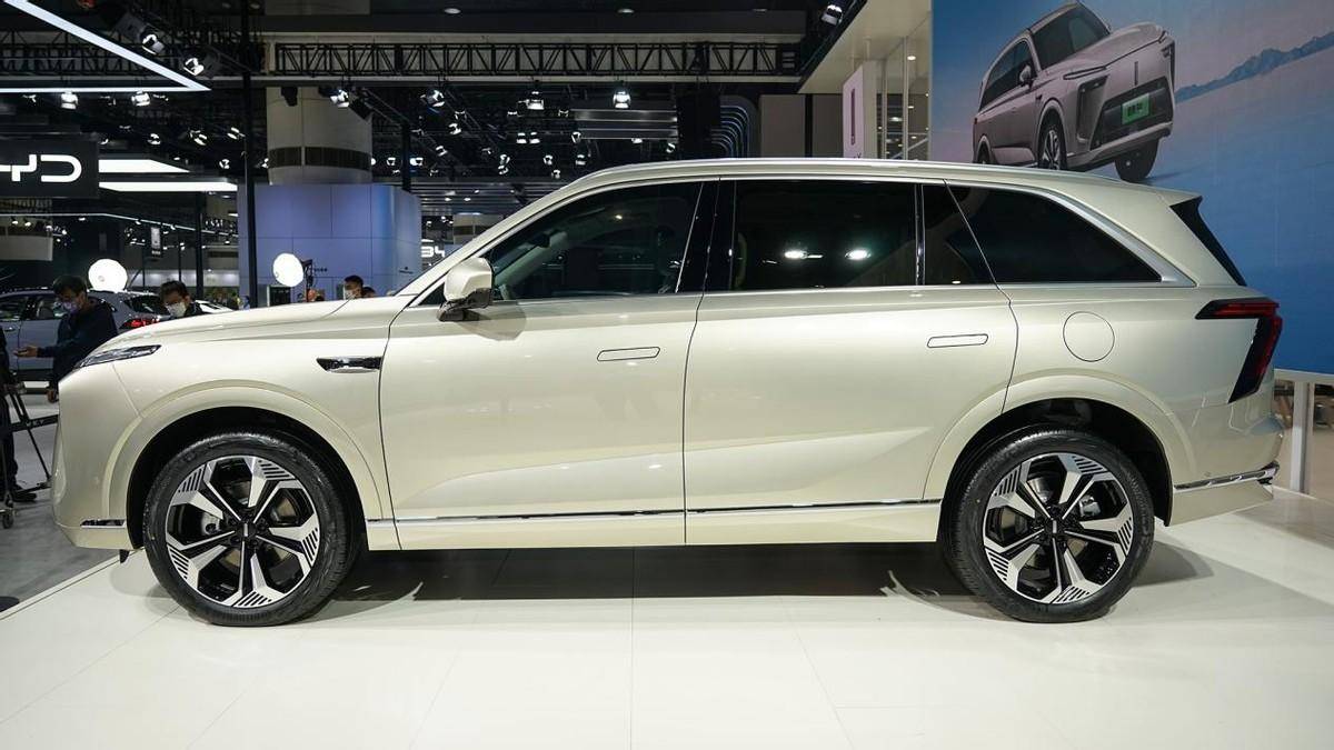 魏牌蓝山正式发布！1.5T插混，比理想L8还大！_搜狐汽车_搜狐网