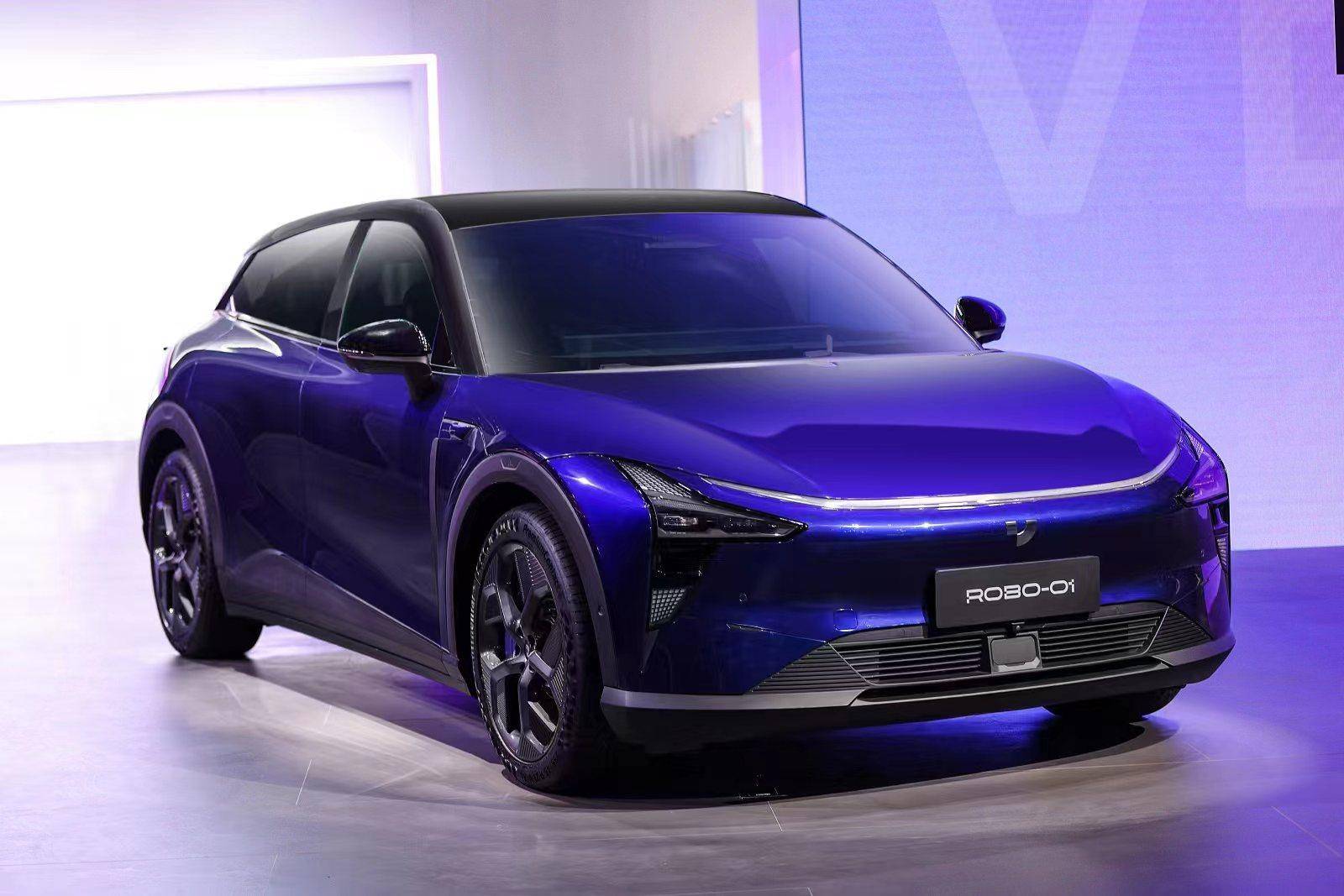 集度ROBO-01正式亮相 首款纯电轿跑ROBO-02外观设计曝光_搜狐汽车_搜狐网