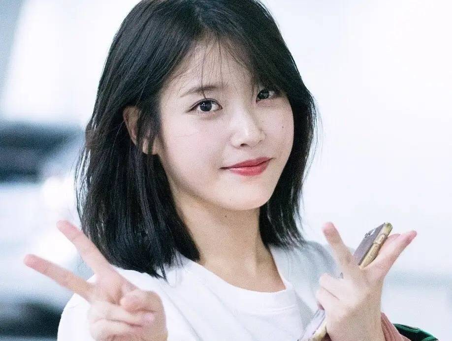 轰动韩国娱乐圈的大瓜：李钟硕IU恋情曝光，在日本共度3天2夜_网友_实锤_韩国顶