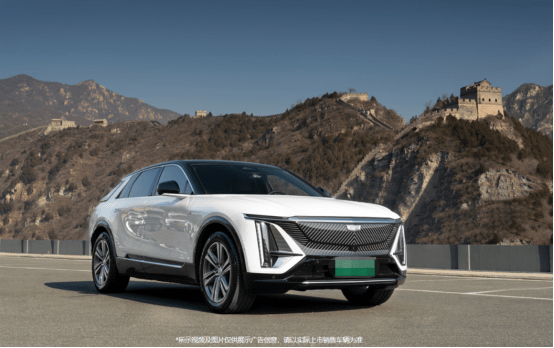 凯迪拉克纯电LYRIQ锐歌PK蔚来ES7，全生命快充更便捷_搜狐汽车_搜狐网