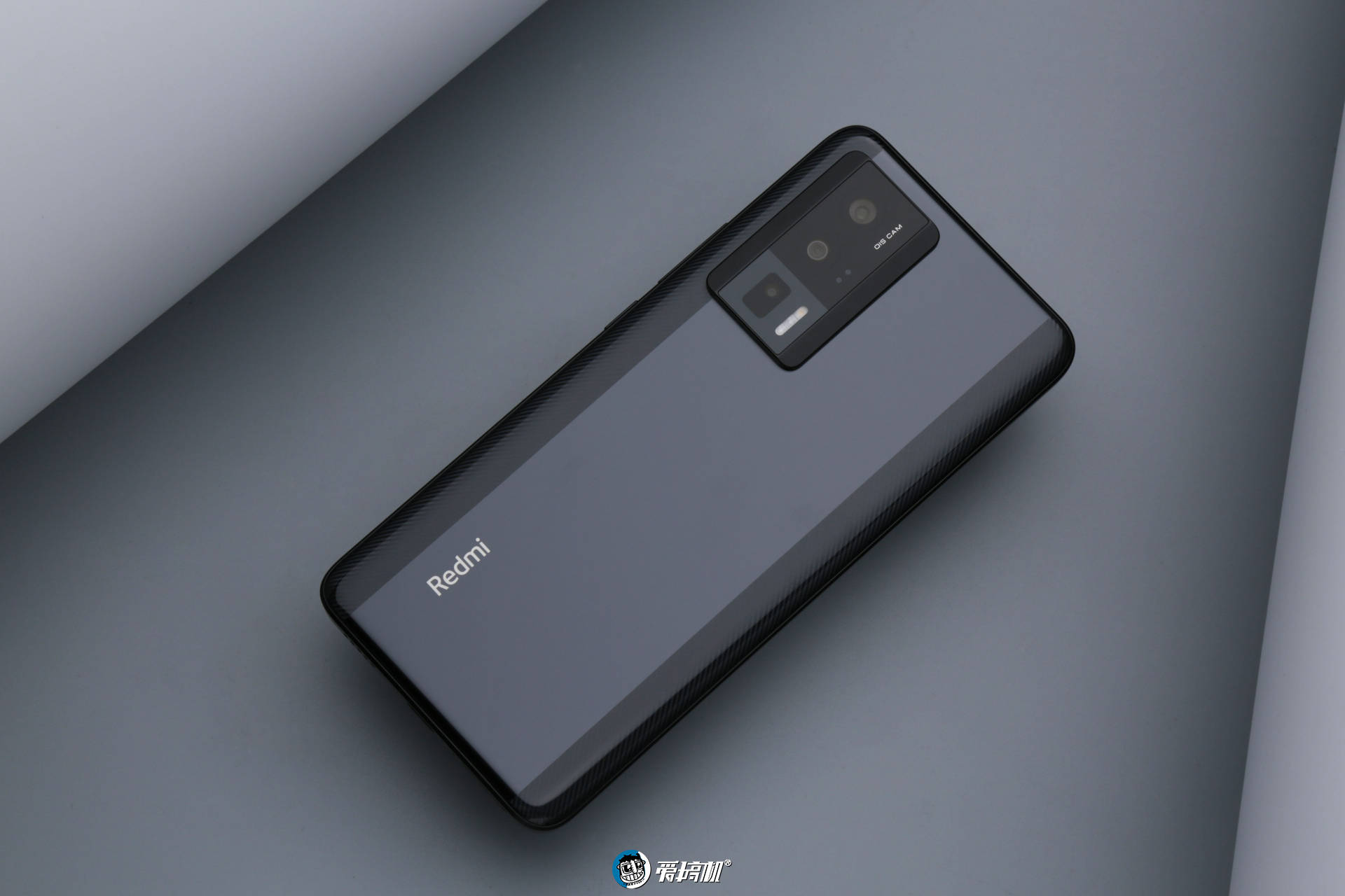 卡位大师，Redmi K60评测：2499元起的骁龙8+与30W无线充_Pro_华星_玻璃