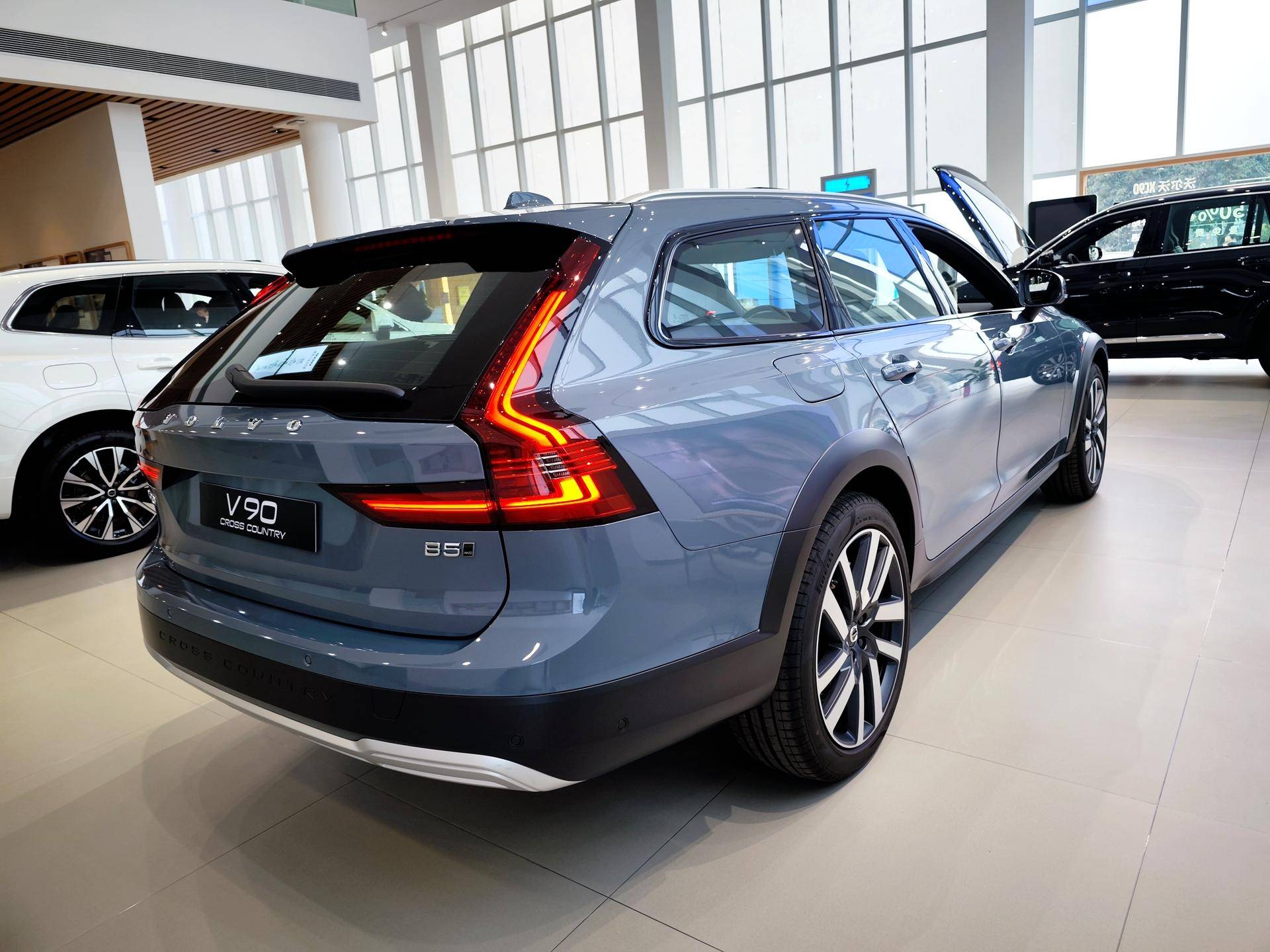 可能是最美旅行车？实拍体验沃尔沃V90 比SUV更实用_搜狐汽车_搜狐网