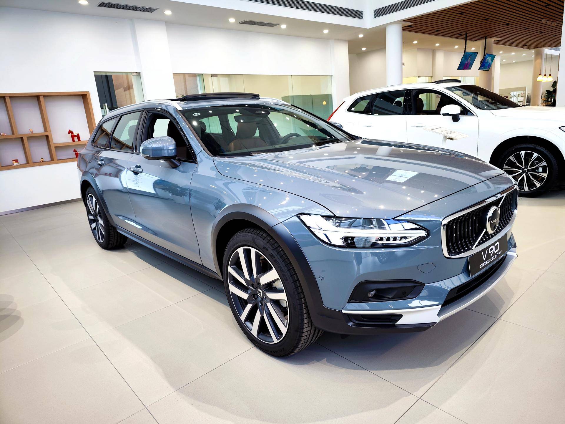 可能是最美旅行车？实拍体验沃尔沃V90 比SUV更实用_搜狐汽车_搜狐网