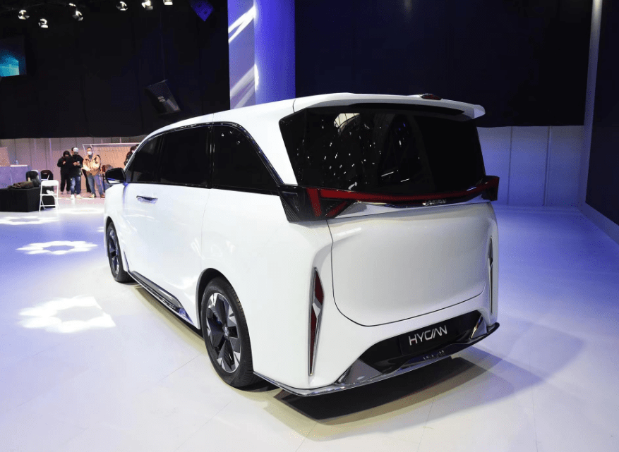 合创V09于广州车展亮相，一台搭载激光雷达的MPV，续航超750公里_搜狐汽车_搜狐网