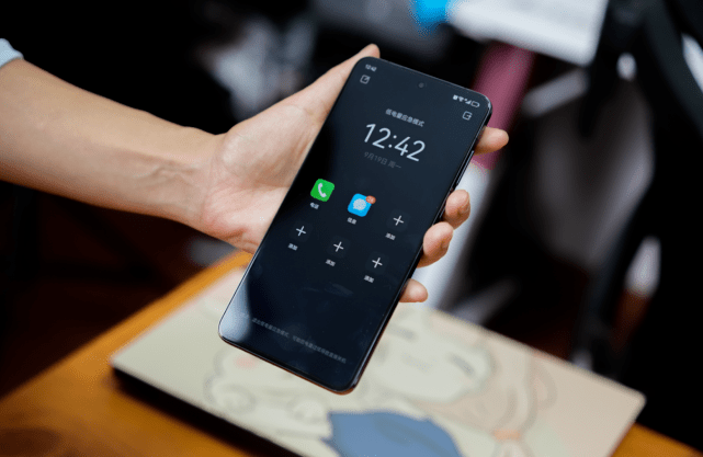 华为Mate50系列与iPhone 14系列：更懂用户需求才有广阔市场_产品_支持_续航