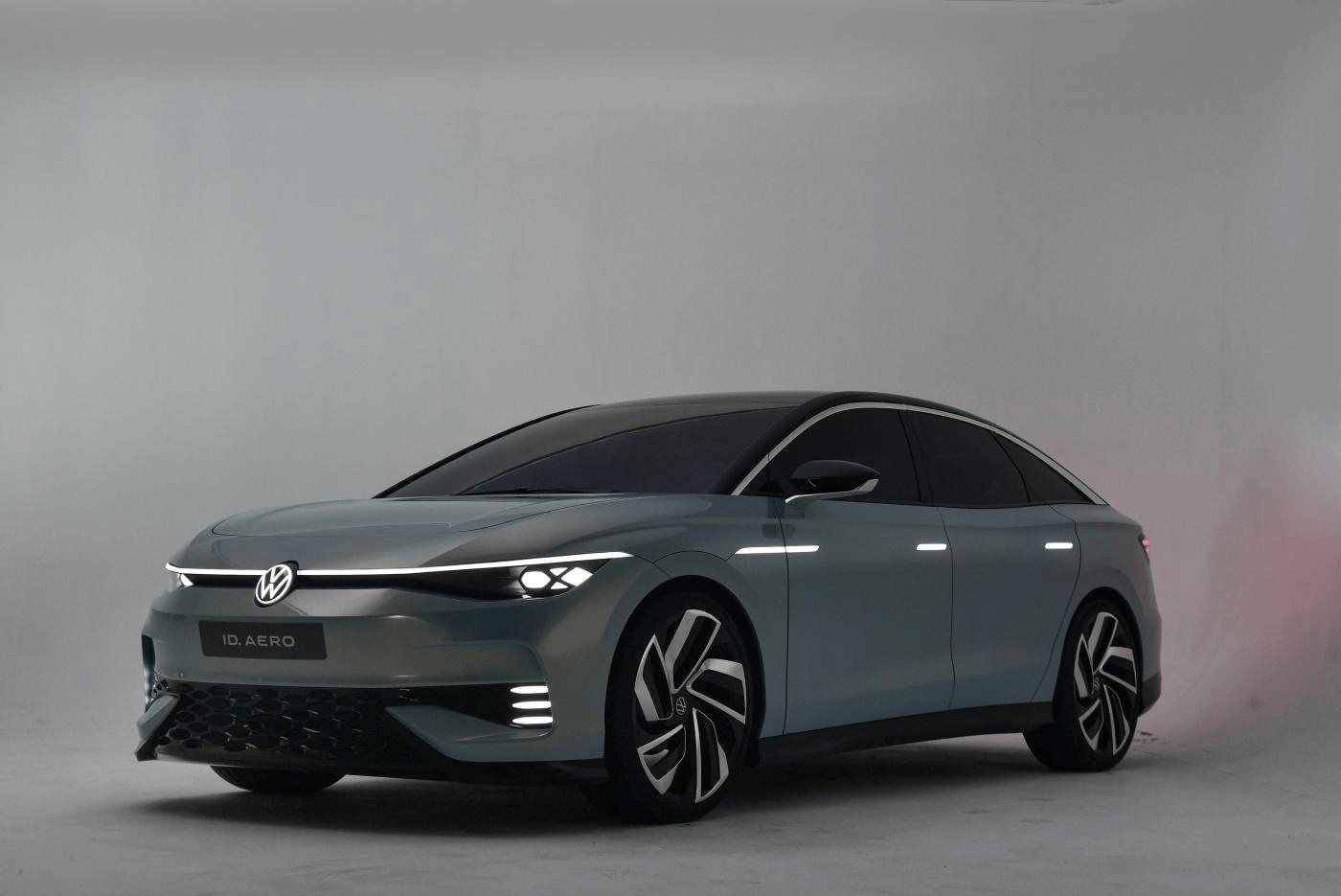 大众ID.7亮相，轴距近3米，续航超700km，外观超前内饰科技_搜狐汽车_搜狐网