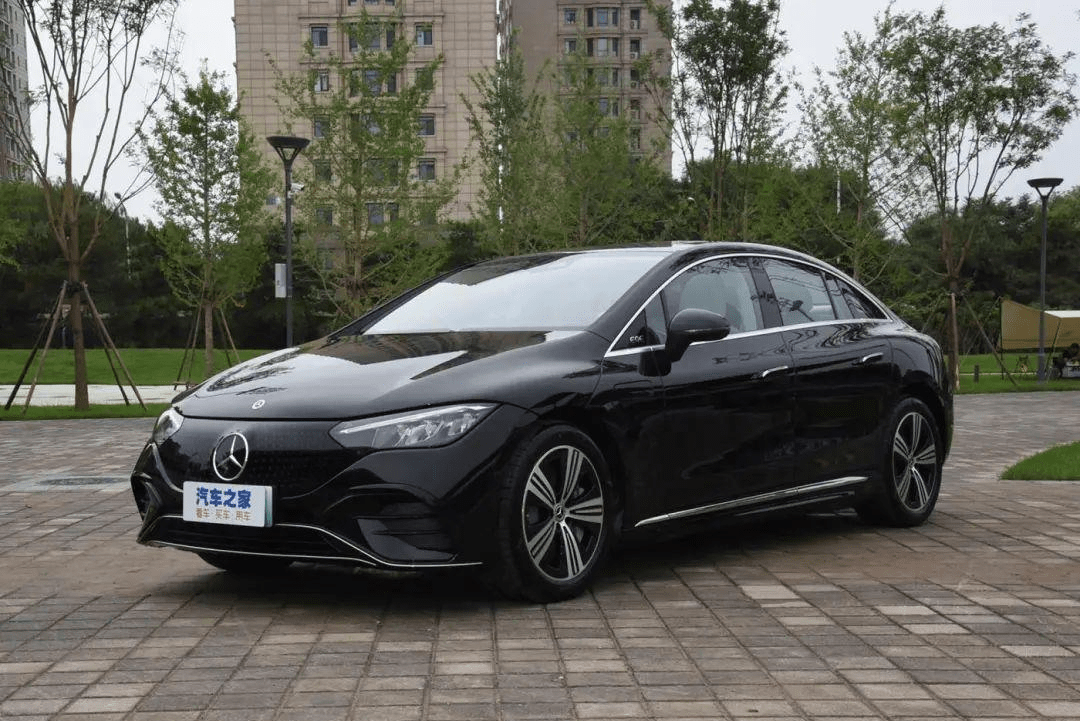 2022款奔驰EQE：752公里续航+556牛·米，这台大奔倍有面子！_搜狐汽车_搜狐网