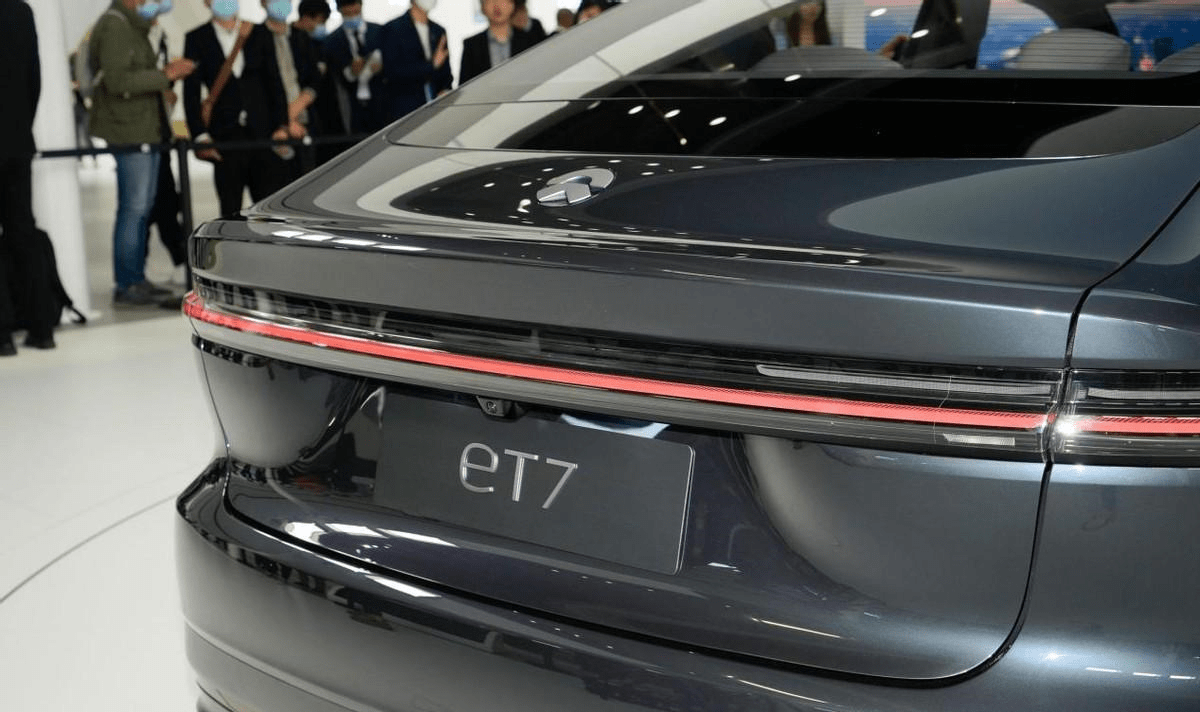 年底购车推荐，外观造型时尚，支持快充+换电，体验蔚来ET7_搜狐汽车_搜狐网