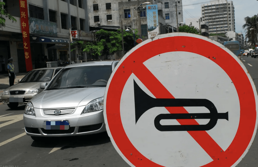 深圳全市24小时禁止机动车鸣笛，聊聊关于按喇叭的那些事_搜狐汽车_搜狐网