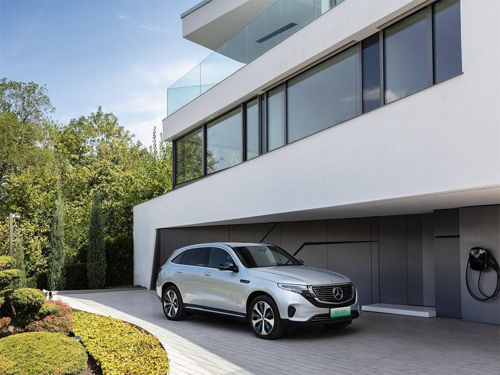 买奔驰电动车被销售嘲笑？EQC去年只卖了3172辆？_搜狐汽车_搜狐网