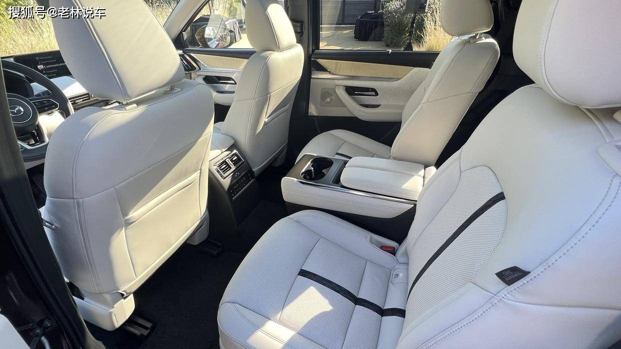 全新SUV来袭，3.3T+8AT+大6座，外观大气又个性，还有插混版本_搜狐汽车_搜狐网