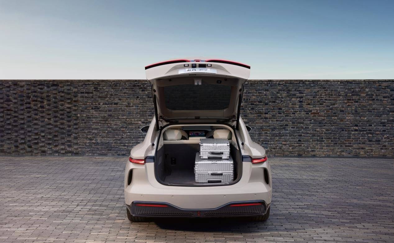 飞凡F7预售28-35万元，仅需77元可享七重权益_搜狐汽车_搜狐网