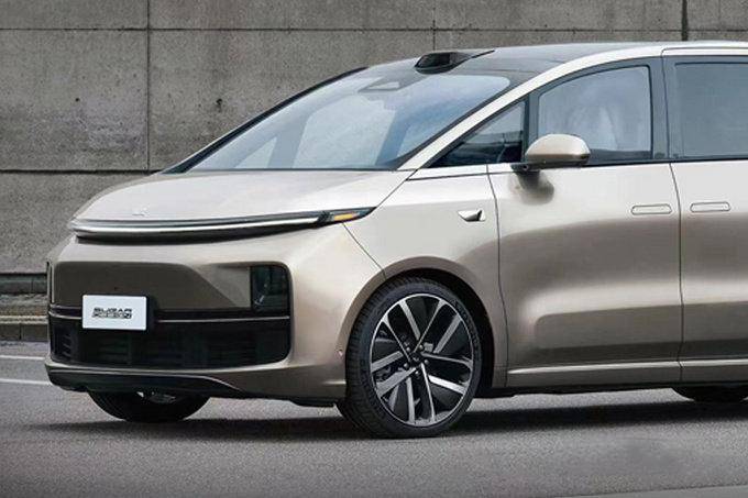 理想MPV很大概率长这样！纯电是巨大冒险？_搜狐汽车_搜狐网