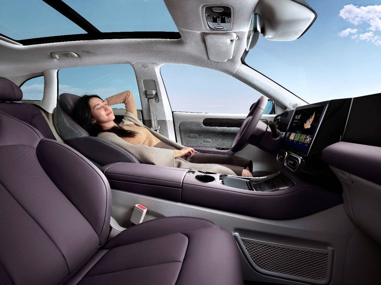 零跑 C11 增程重磅亮相 15.98万起预售 续航、智能全面精进_搜狐汽车_搜狐网