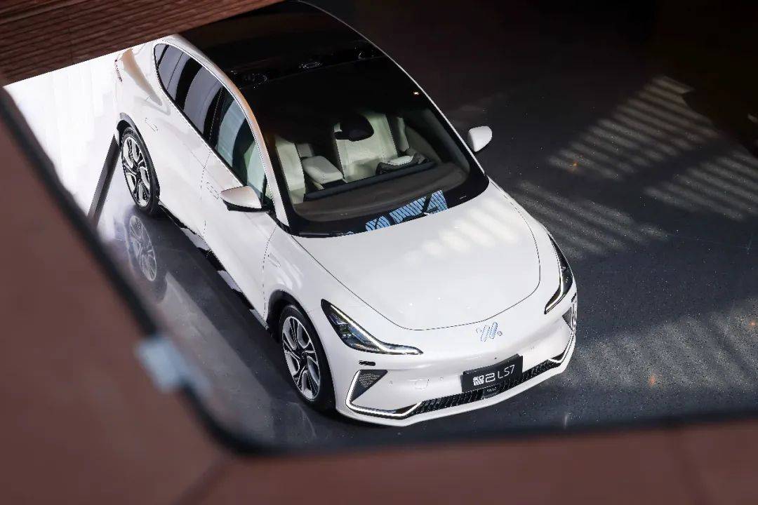 智己LS7全面开启SUV3.0时代_搜狐汽车_搜狐网