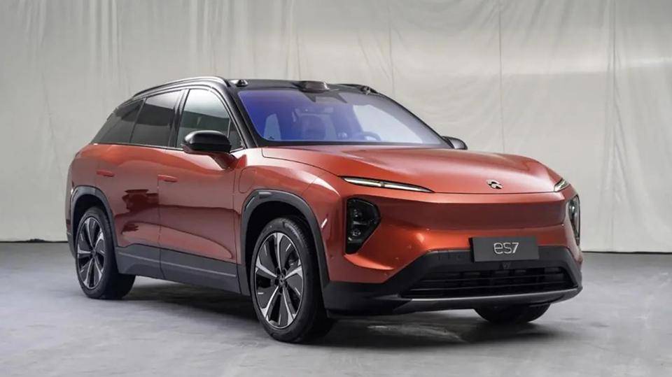 30万元出头的纯电5座SUV，智己LS7和小鹏蔚来有啥不同_搜狐汽车_搜狐网