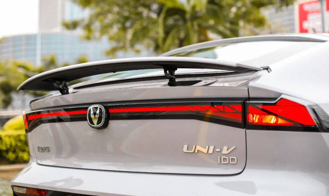 电混“附体”有备而来，UNI-V/UNI-K 智电iDD比想象得更有料_搜狐汽车_搜狐网
