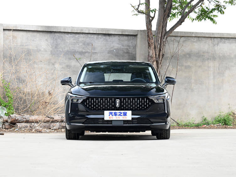 10到15万元预算，选合资还是中国品牌？奔腾B70对比日产轩逸_搜狐汽车_搜狐网