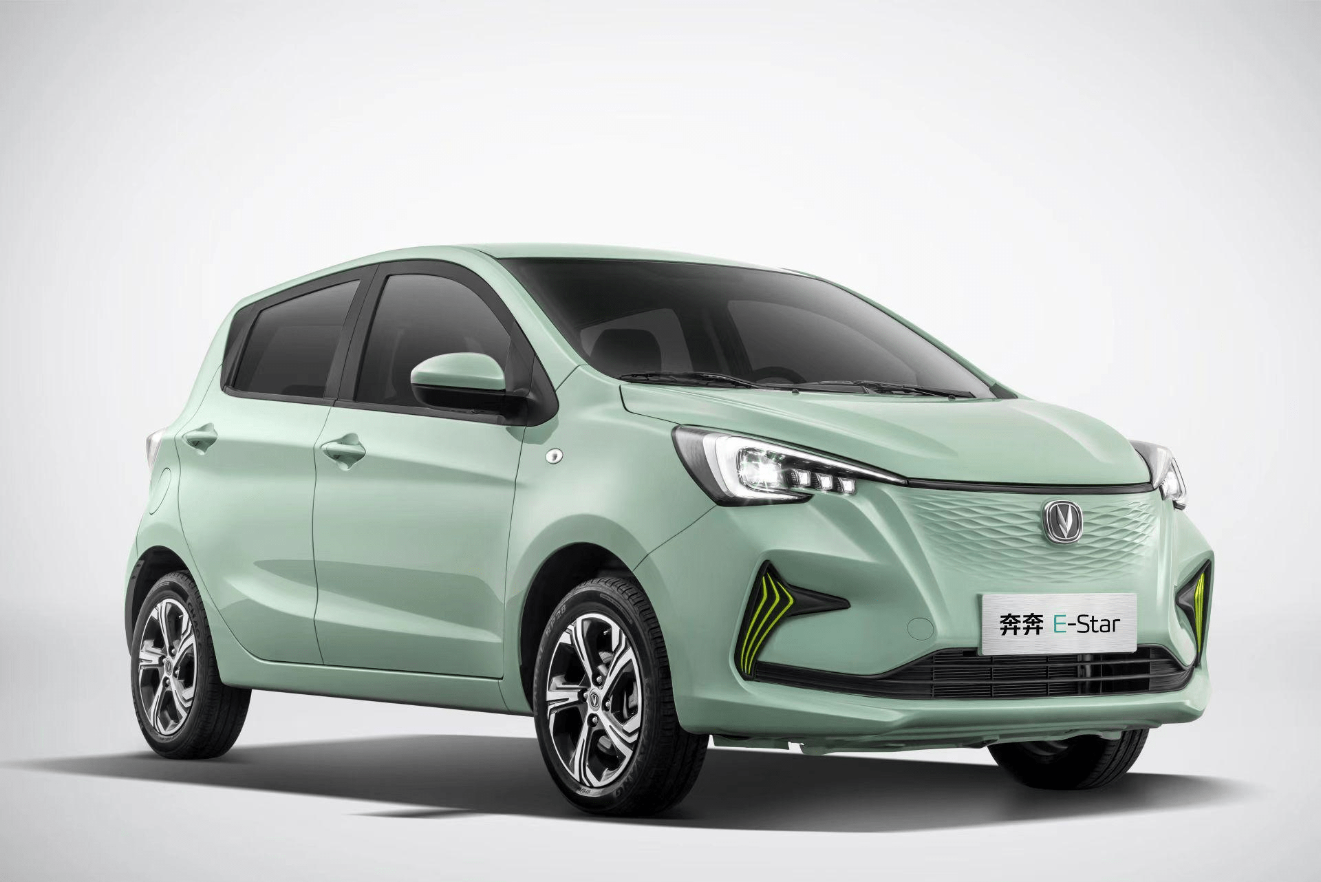 再次接受订单，长安奔奔E-Star多彩款回归，7.89万元起售_搜狐汽车_搜狐网