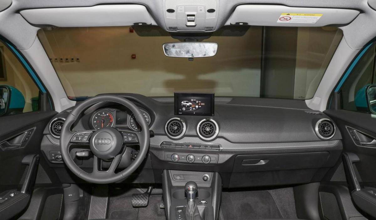 选“鸡头”还是“凤尾”？第三代荣威RX5对比奥迪Q2L_搜狐汽车_搜狐网