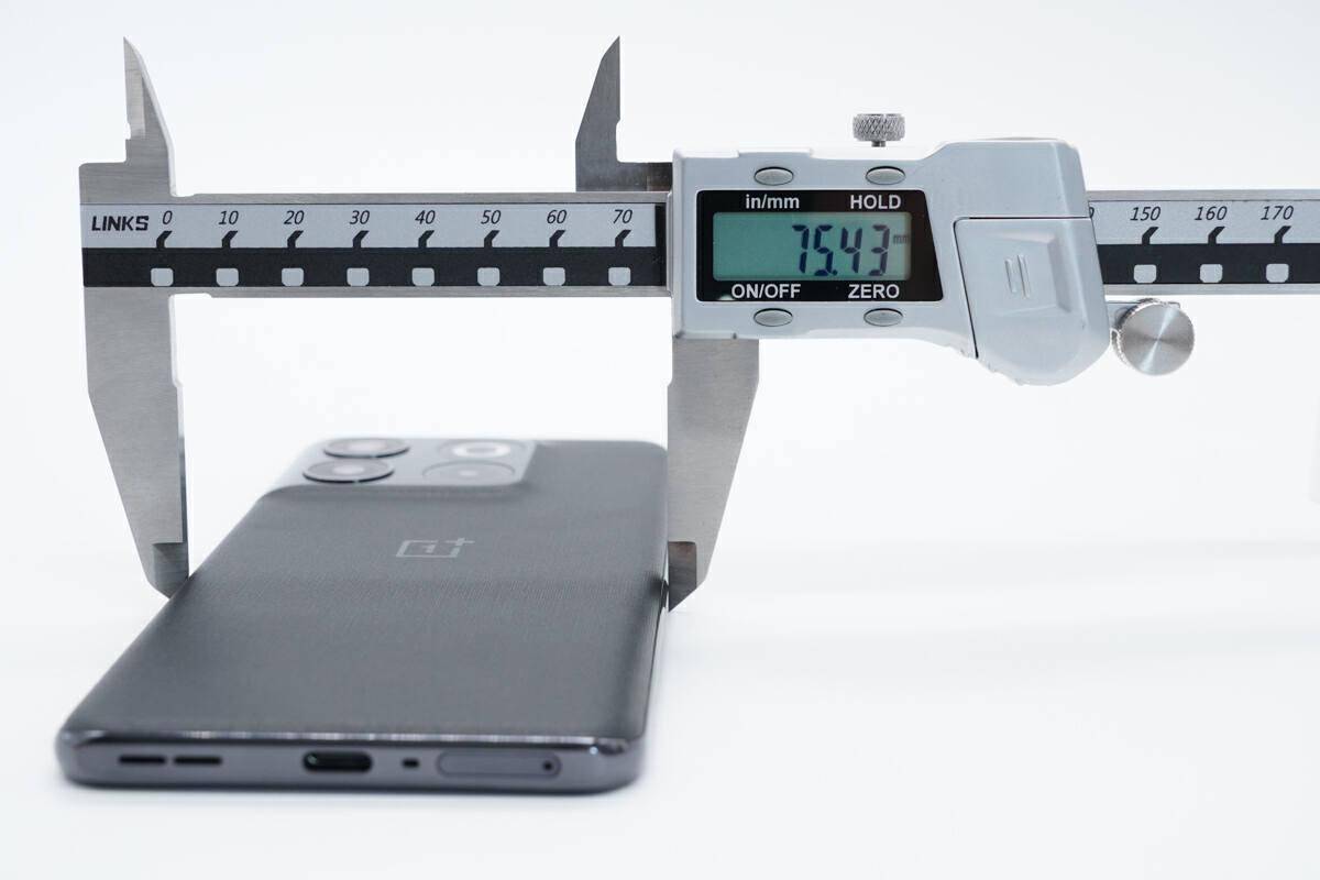 满血性能加持，160W+4800mAh续航新体验，一加 ACE Pro手机评测_充电_Ace_设计