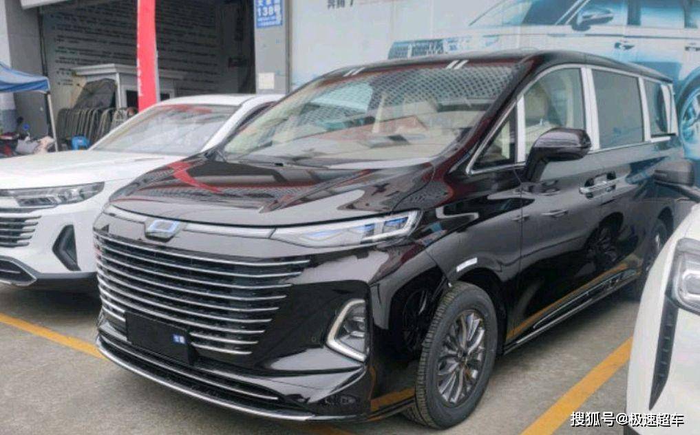 一汽奔腾M9登场，空间媲美别克GL8，豪华大气，与红旗HQ9共享动力_搜狐汽车_搜狐网