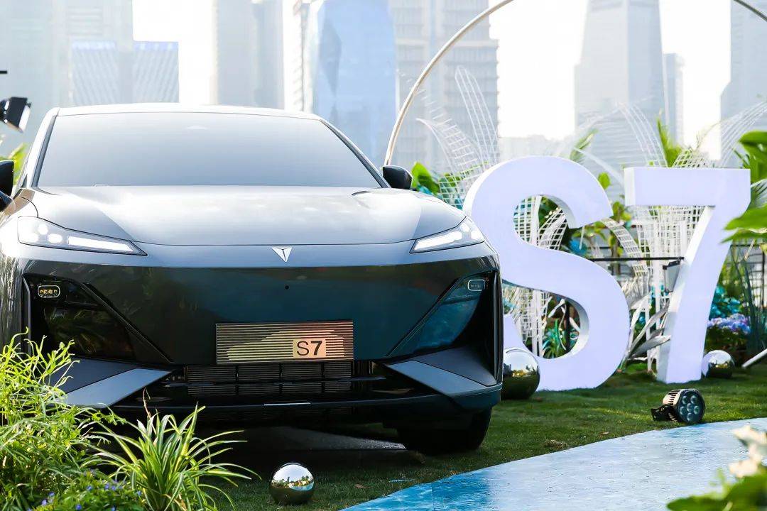 长安深蓝发布首款SUV，S7计划六月上市_搜狐汽车_搜狐网