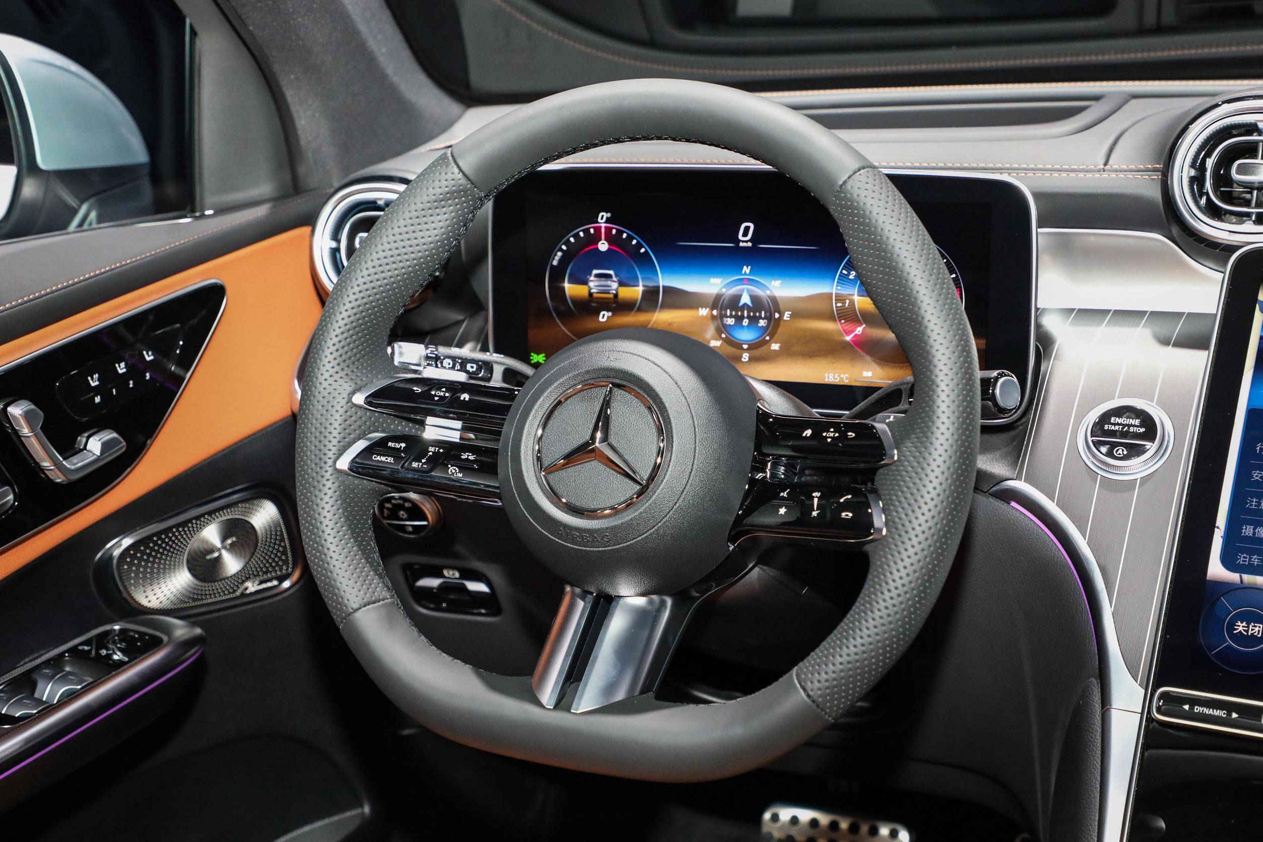 月底上市！新一代奔驰GLC该定价多少才能继续“拿捏”社会新贵？_搜狐汽车_搜狐网